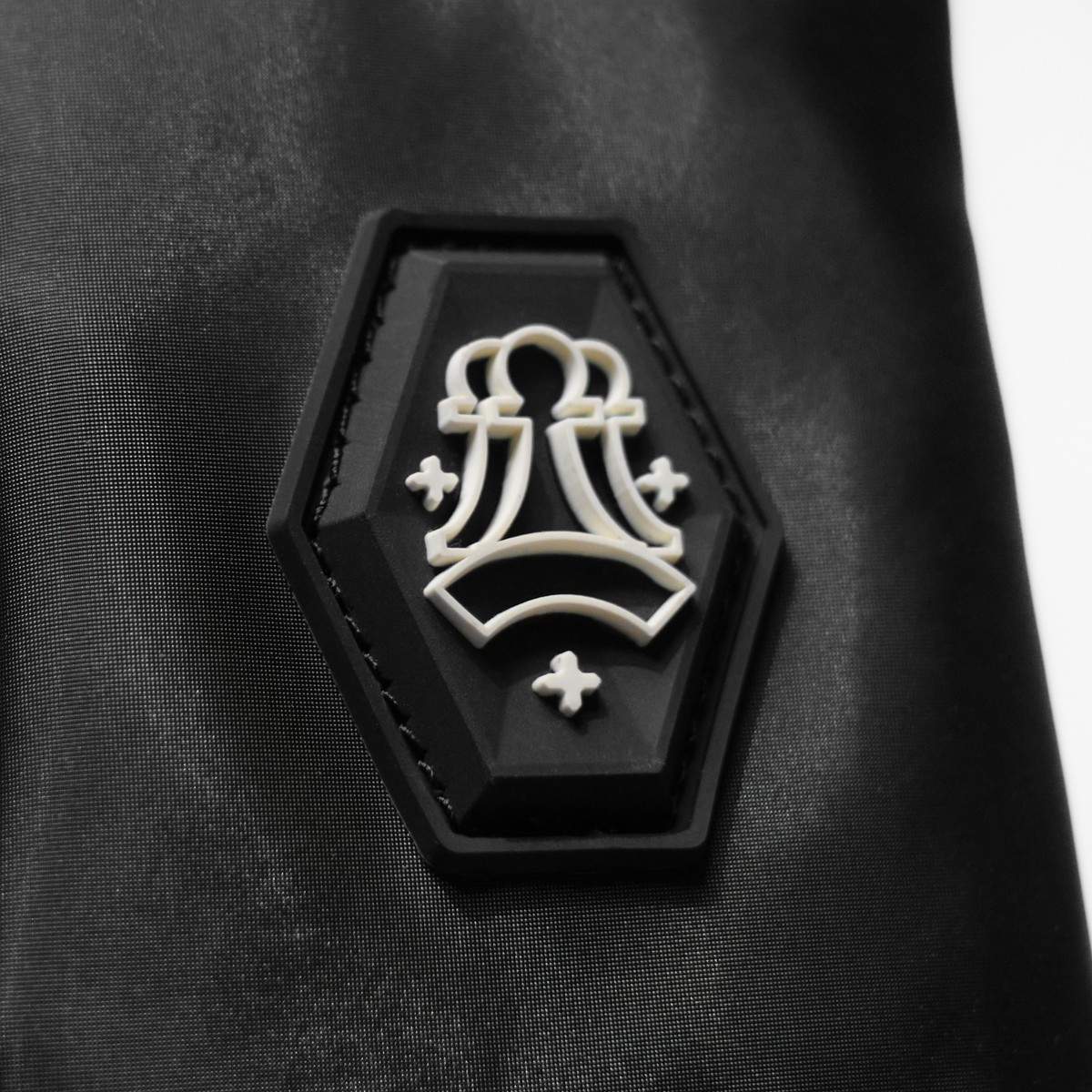 FRONT The Knight Key Pocket D621 - BLACK